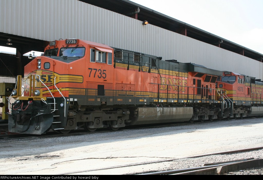BNSF 7735